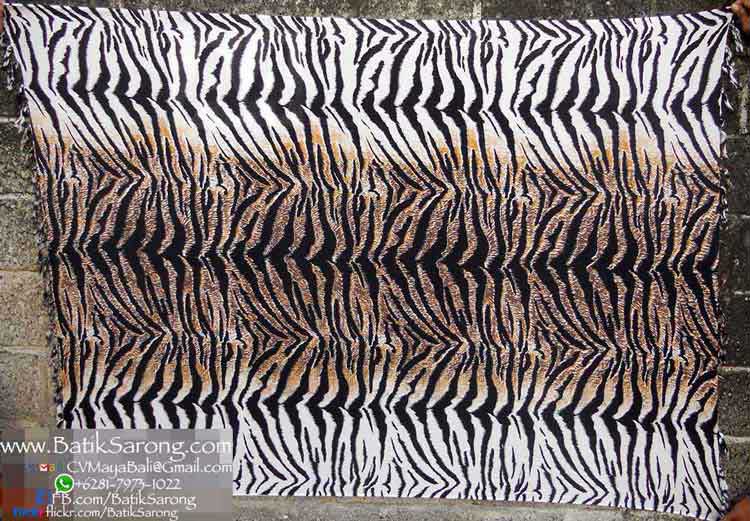 rayon1-7-animal-skin-motif-batik-sarongs-bali – Bali-Crafts.com