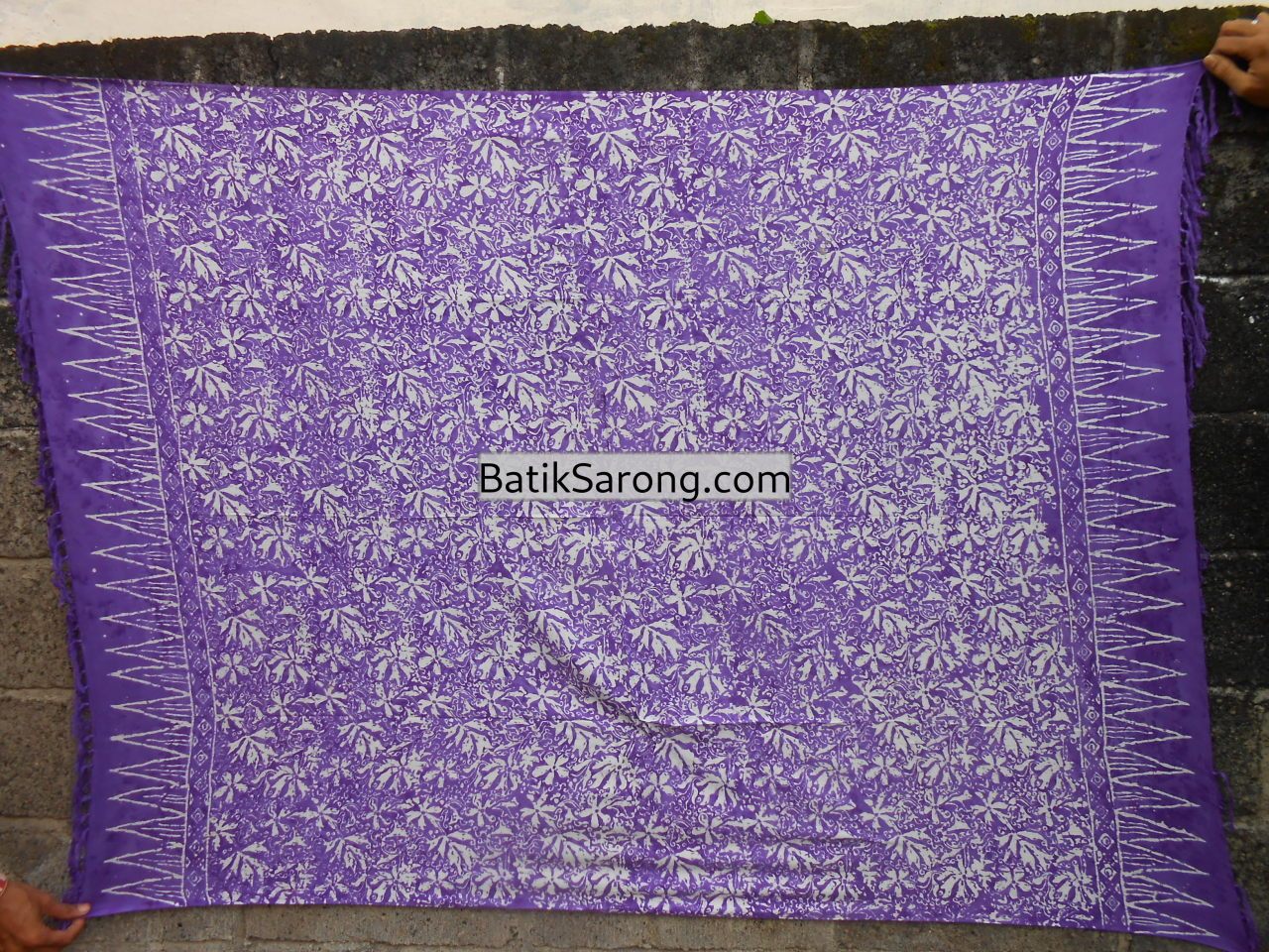 stmp556-99-hot-wax-stamp-batik-sarong – Bali-Crafts.com